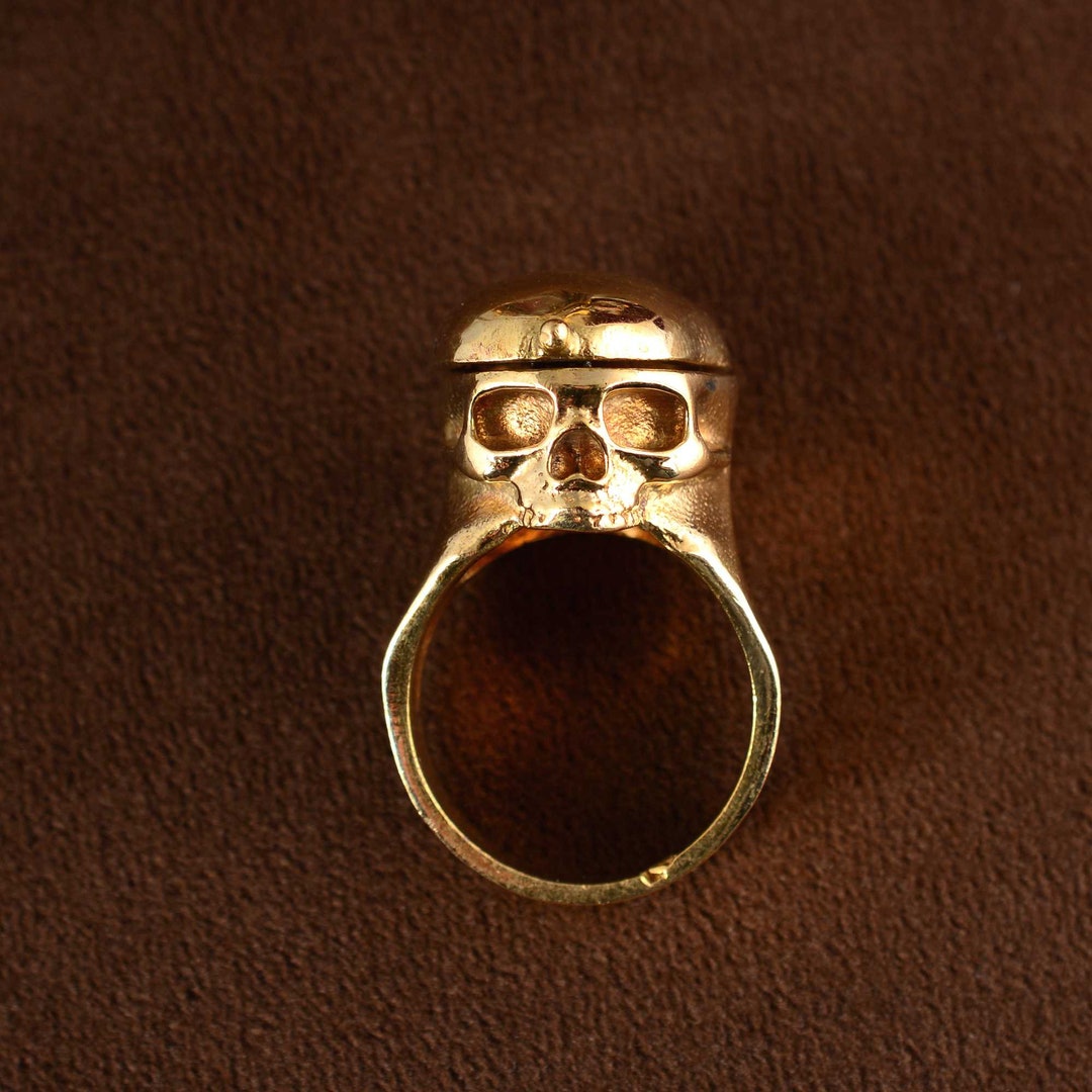 Skull Poison Ring, Snuff Ring, Brass Halloween Ring, Secret Compartment ...