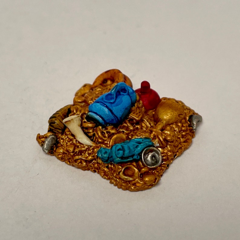 Treasure Hoard Gold Pile Jewels Chest Hand-painted Miniature / D&D Dnd ...