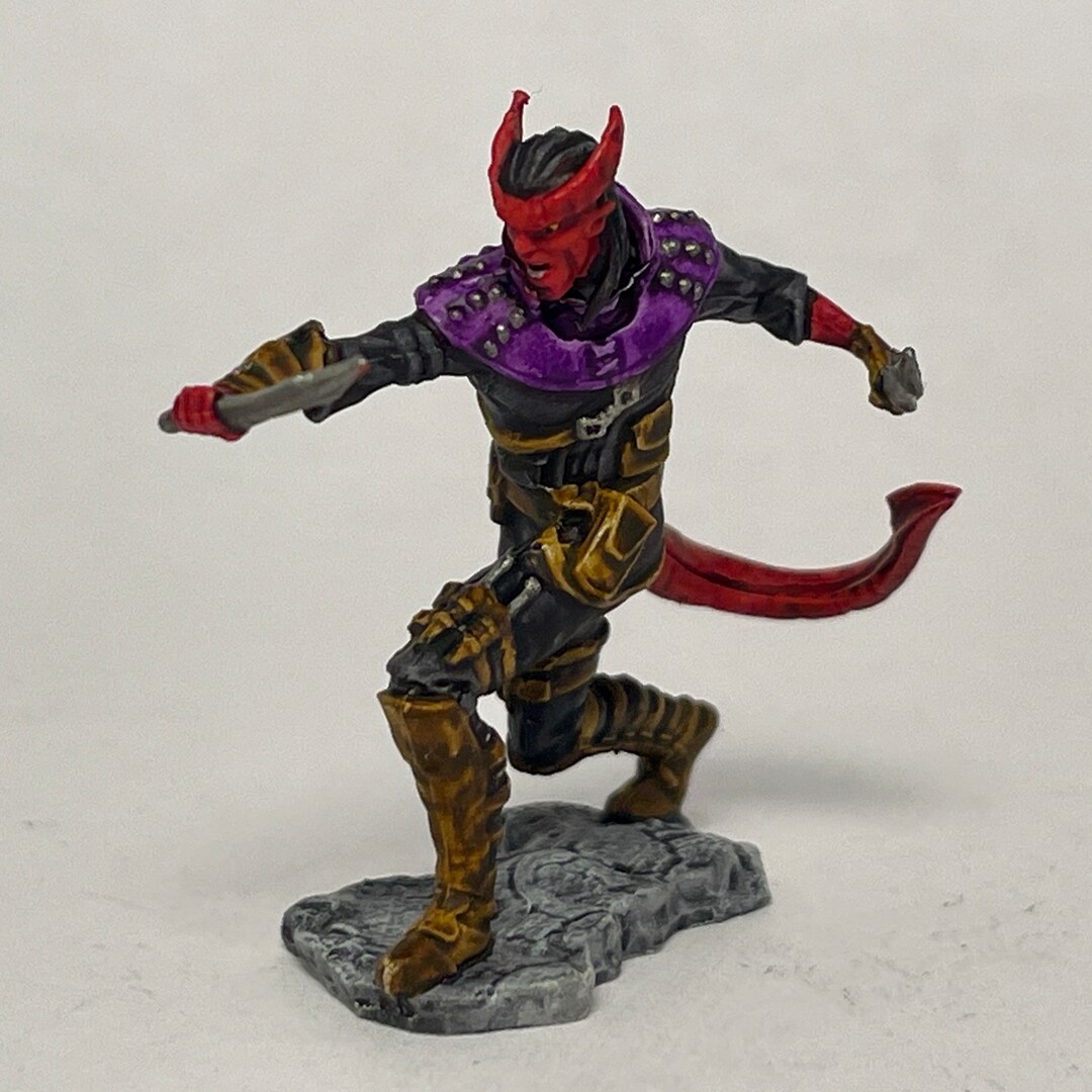 Tiefling Hellborn Rogue Assassin Hand-painted Miniature / D&D - Etsy
