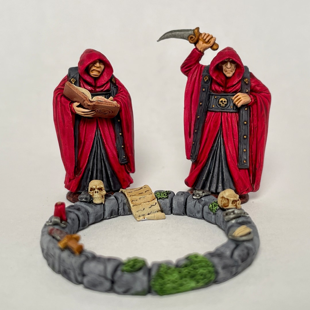 2 Cultists With Summoning Circle, Hand-painted Miniatures for Tabletop ...