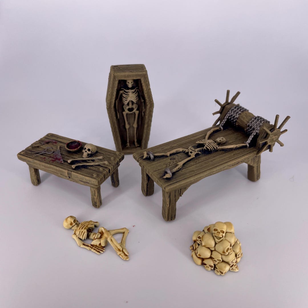 Torture Chamber Hand-painted Dungeon Scenery Miniature for Tabletop ...