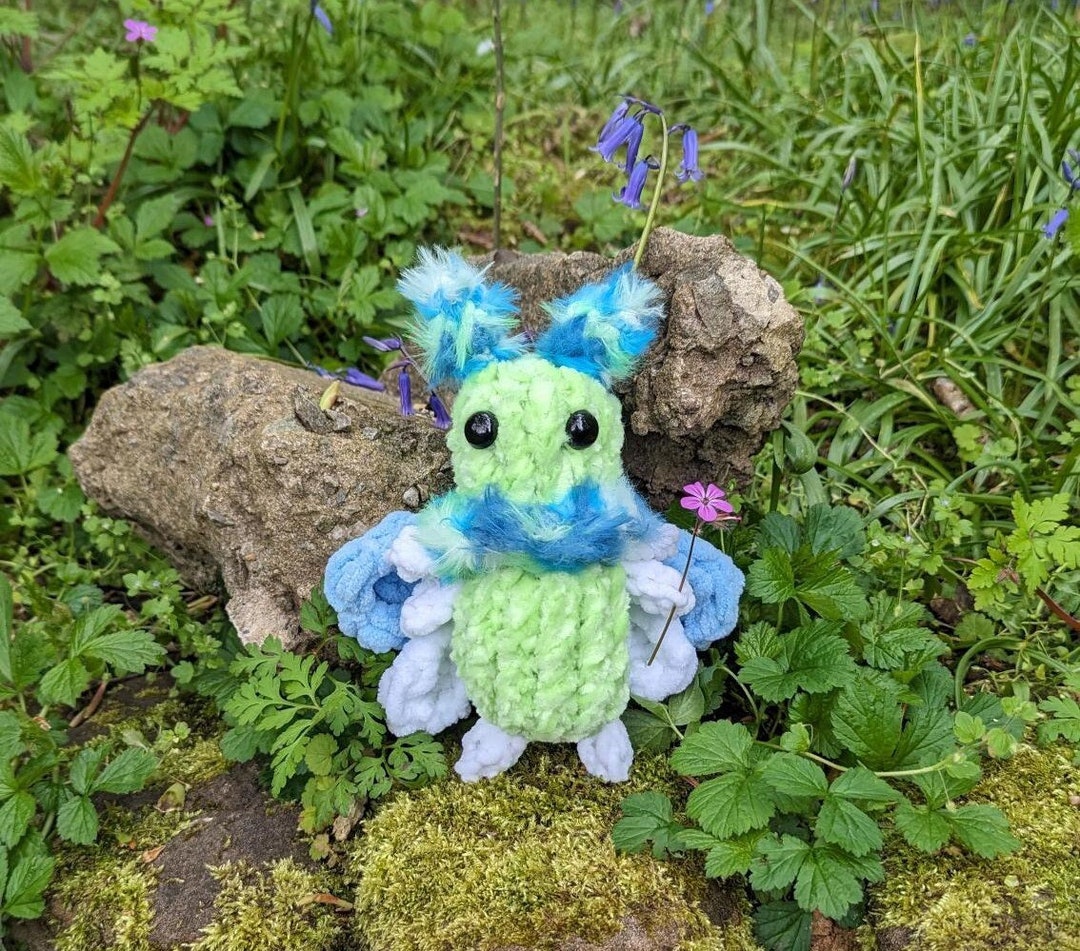 Lila Moth Mini Loom Knitting Pattern - Etsy