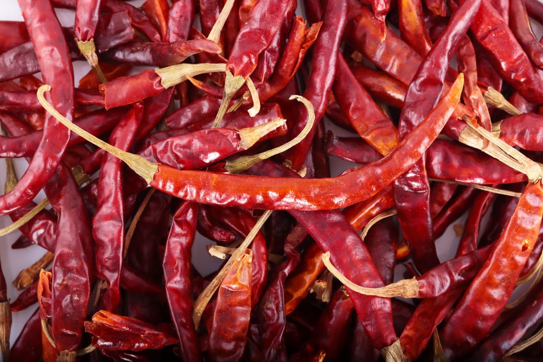 Chili De Arbol, Bird's Beak Chile, Rat's Tail Chile, Pico De Pajaro ...