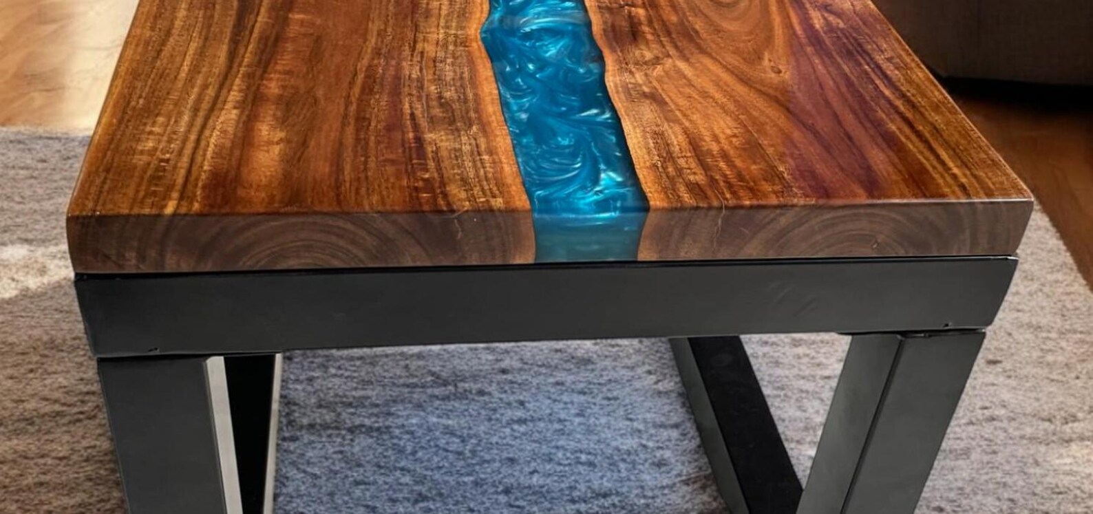 Square Epoxy Resin Table With Stand Countertop for Cafeteria Interior ...