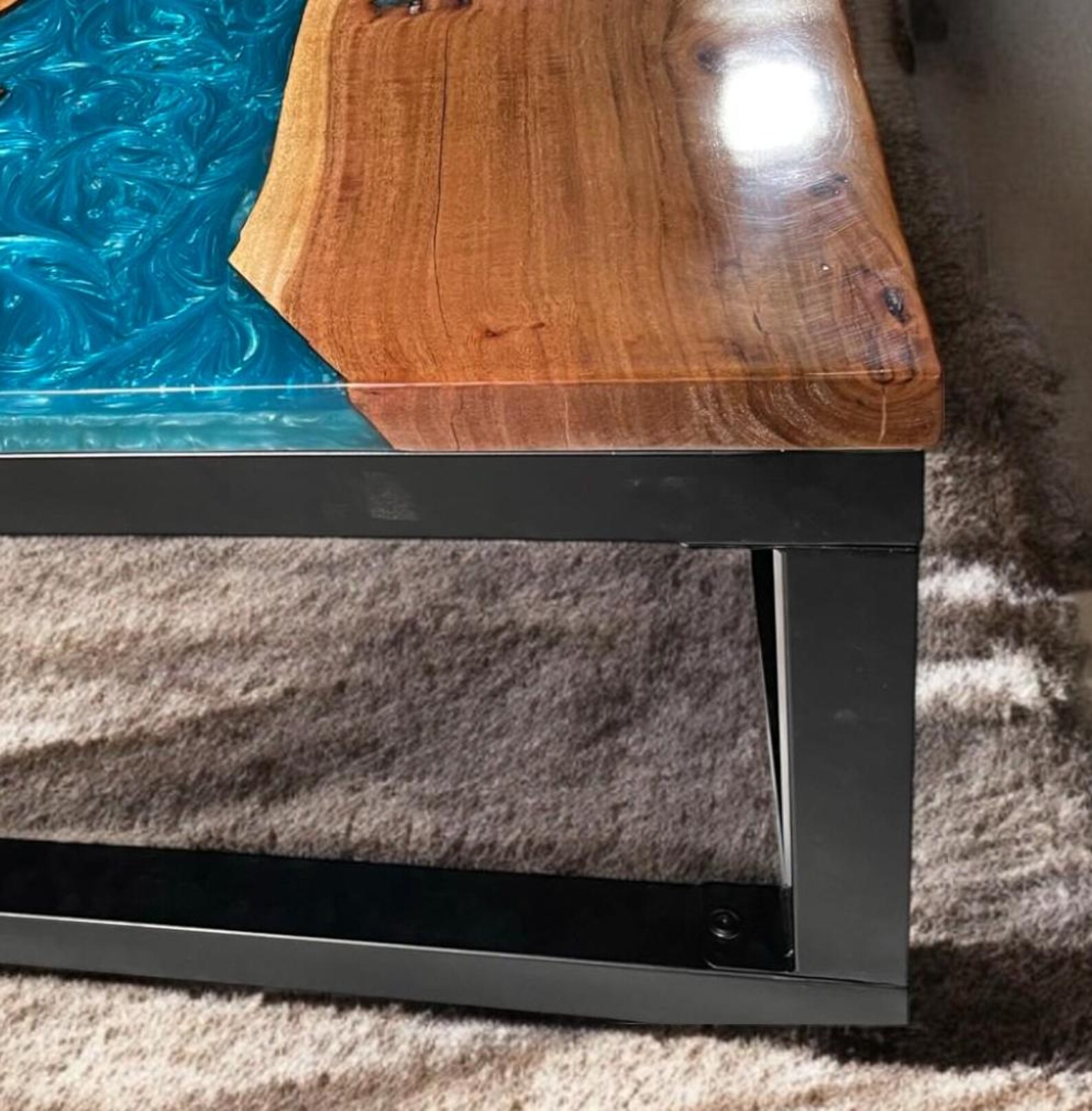 Square Epoxy Resin Table With Stand Countertop for Cafeteria Interior ...
