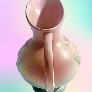 7.3" Tall Vintage American Pottery Pitcher, Hull Pink Magnolia, C1943 ...