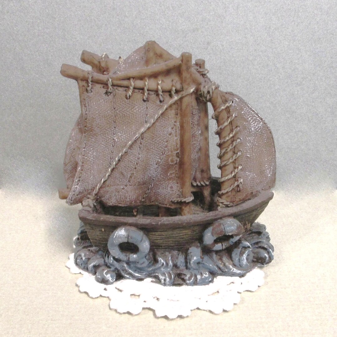 Miniature Chinese Junk Ship Figurine . Vintage Resin Figure Oriental ...