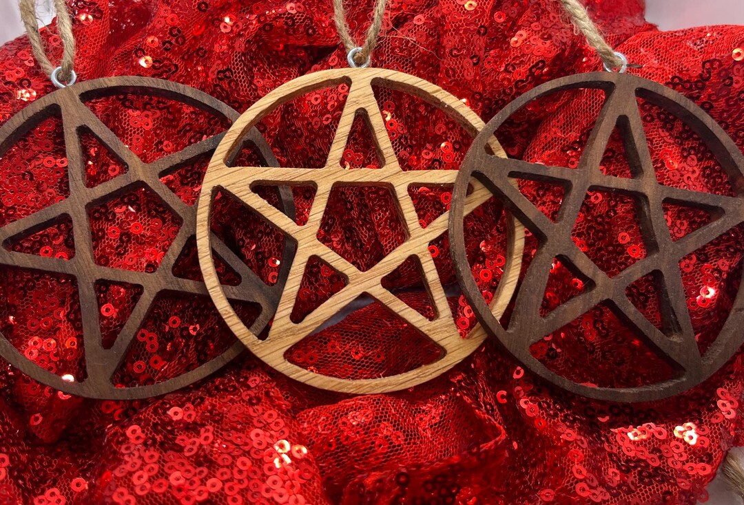 Wood Pentacle Ornament: Pagan Yule Altar Decor - Etsy