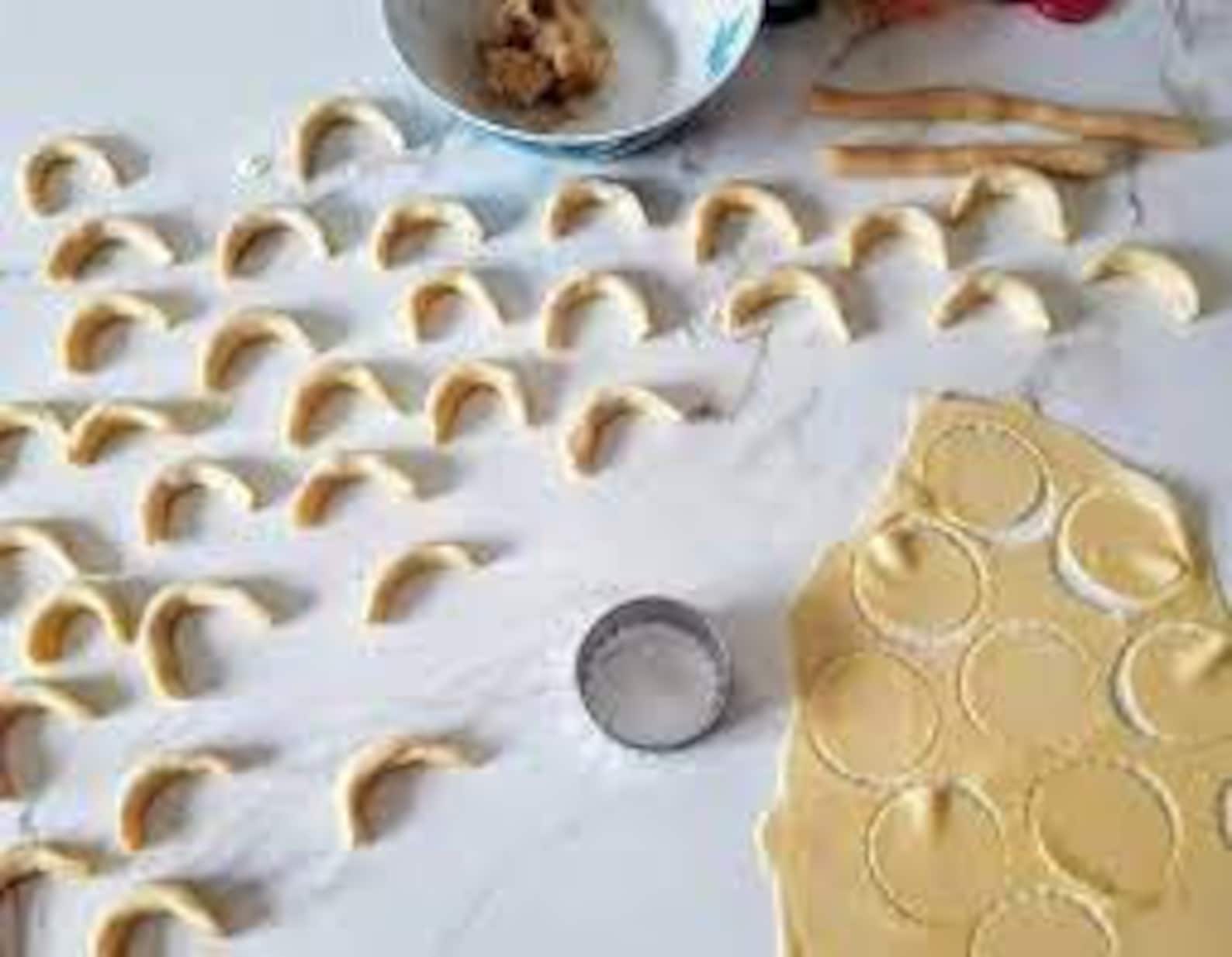 Moroccan Cookies: Gazelle Ankles (كعب الغزال), Also Known in French as ...