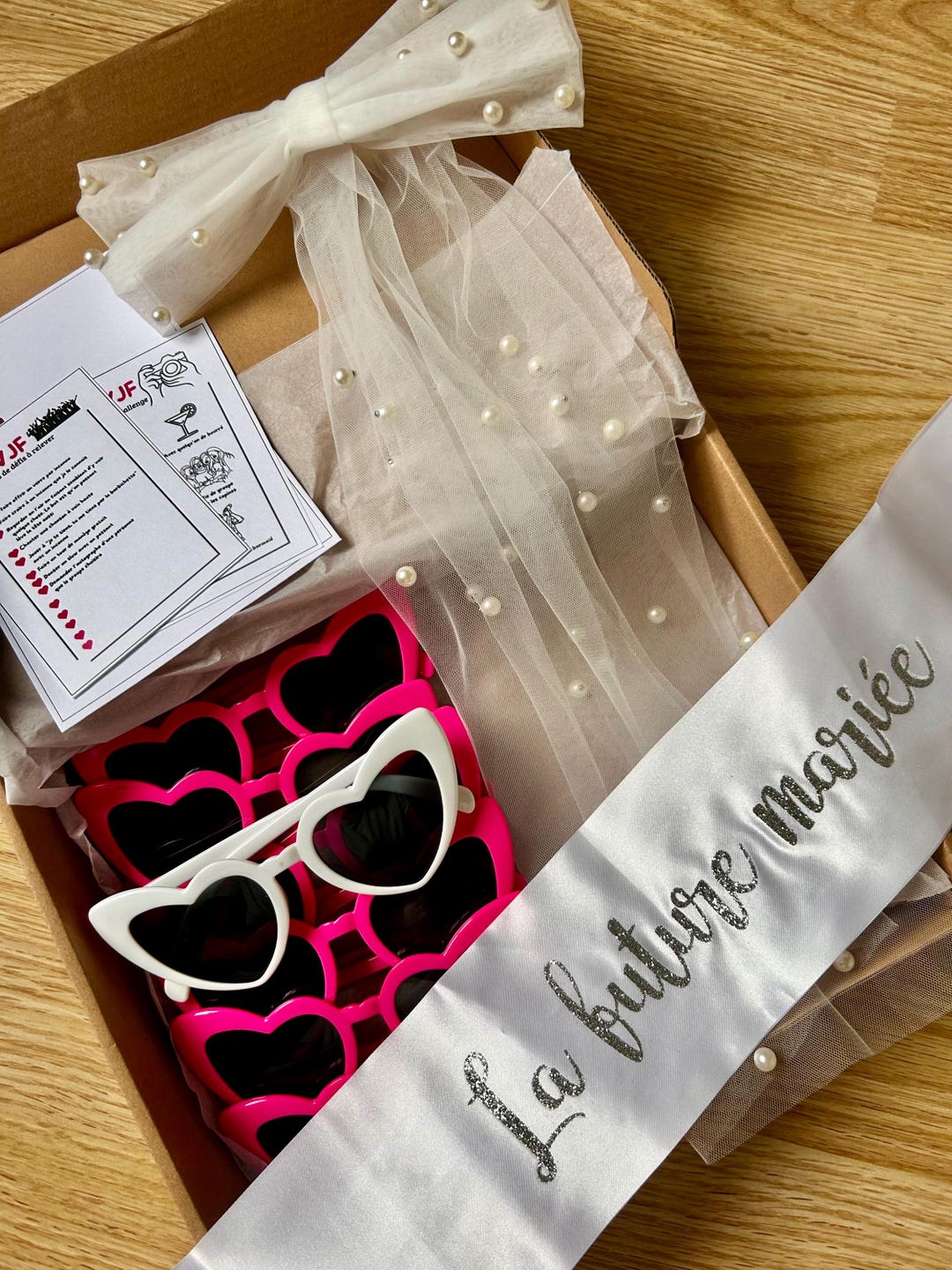 French Hen Party Gift - Bachelorette Party - Bride-to-be - Bridesmaid ...