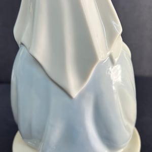 Mother Mary Musical Statue, Praying Hands, Vintage From 1980's, Brand ...