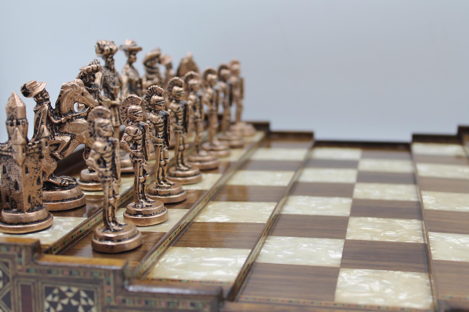 Historical Spanish Royal Guards Metal Chess Set for Adults Amphitheatre ...
