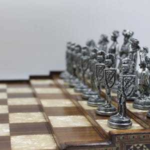 Historical Spanish Royal Guards Metal Chess Set for Adults Amphitheatre ...