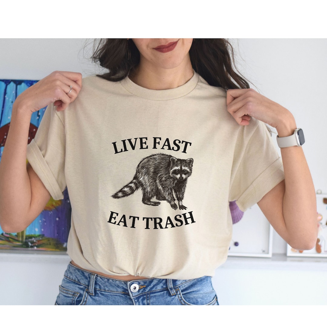Raccoon Shirt Raccoon T-shirt Funny Raccoon Shirt Live Fast - Etsy