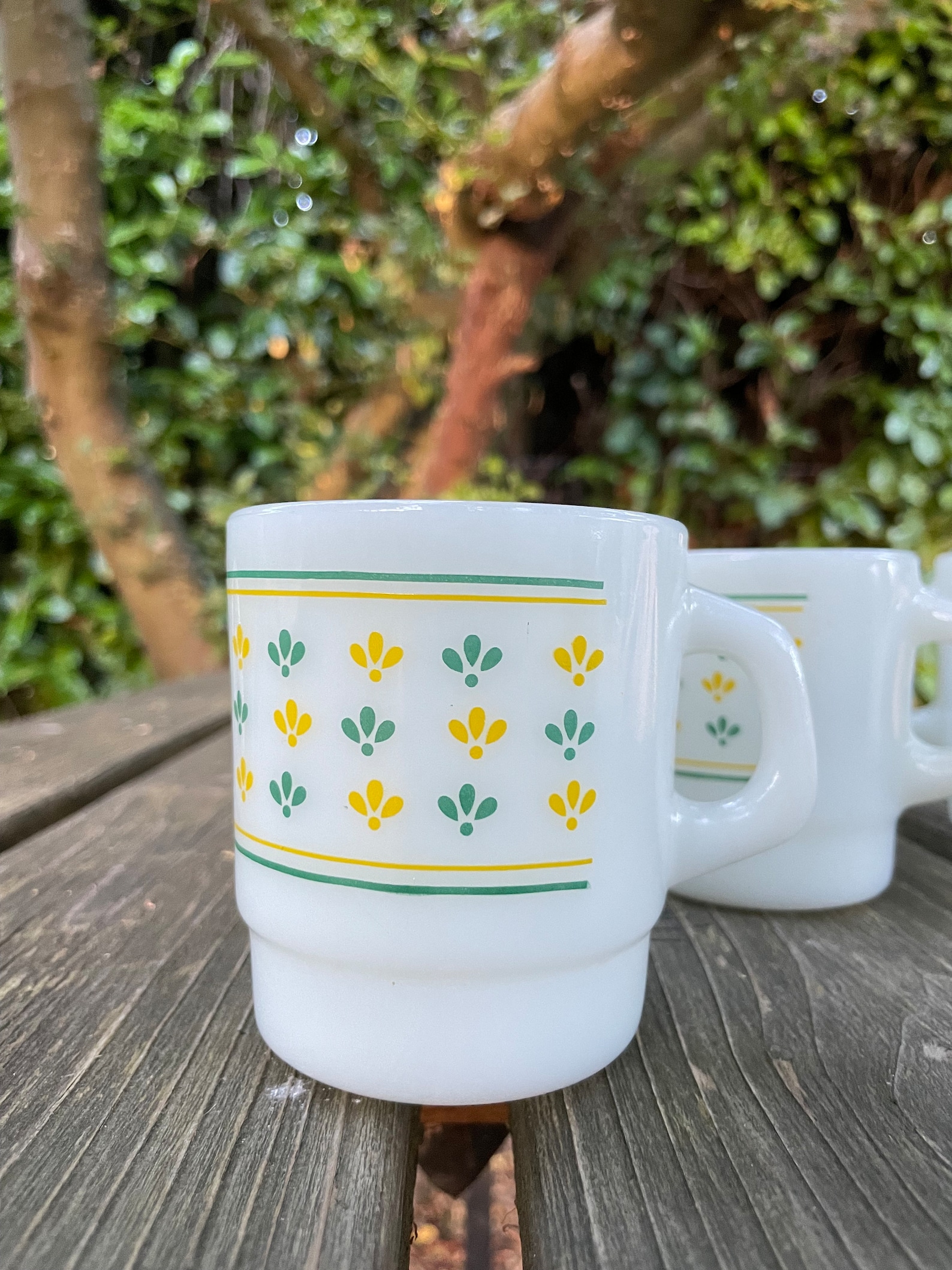 Vintage Milk Glass Mugs Set of 3 Termocrisa Green and Yellow on White ...
