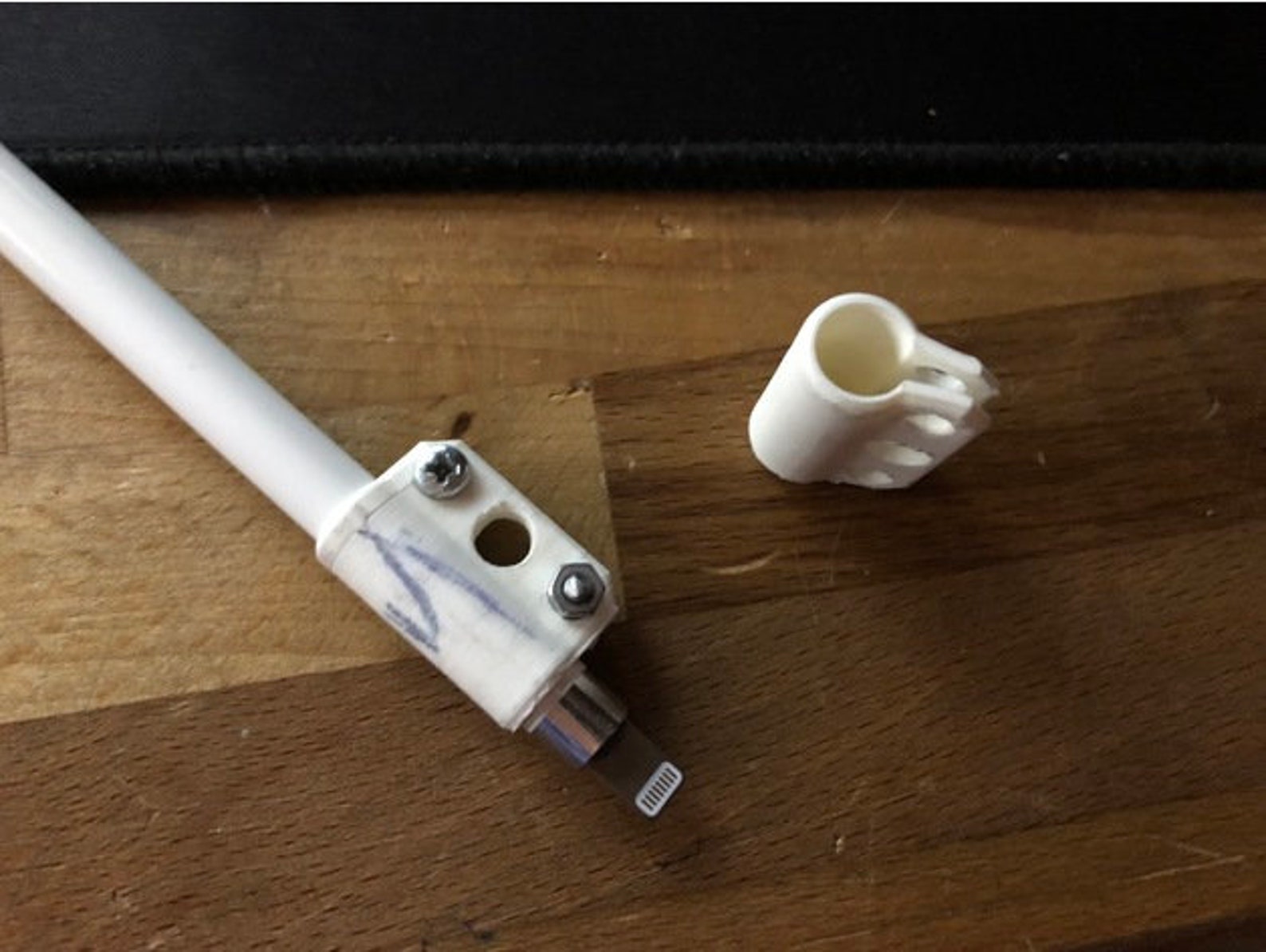 3d Printed 1st Gen Apple Pencil Lanyard Holder - Functional Minimalist ...
