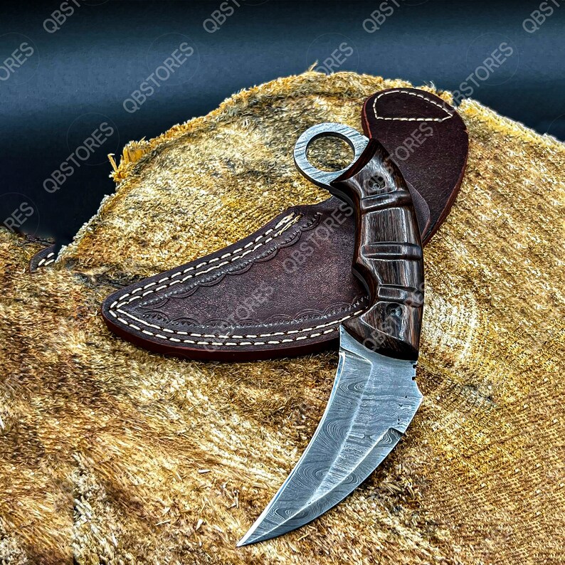 Handmade Karambit Knife, Damascus Steel Hunting Knive, Gift for Father ...