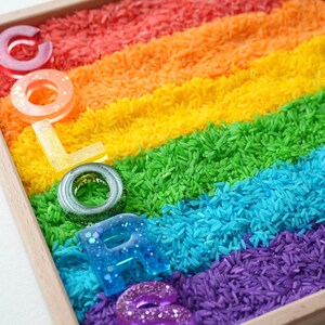 Rainbow Sorting Sensory Bin, Montessori Learning, Sensory Play, Resin ...