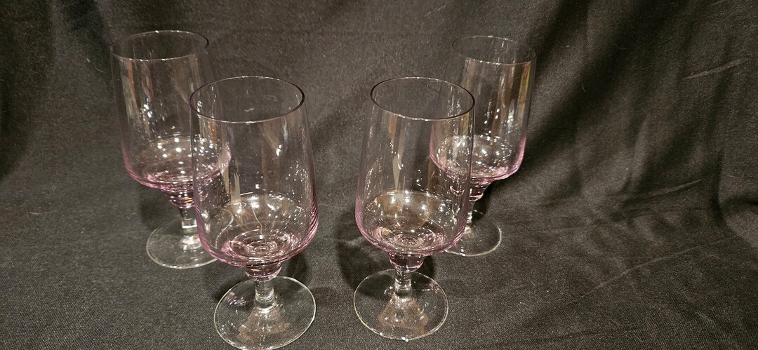 Pretty Purple Lavender Sasaki Cordial Glasses Wine Stemware Barware ...