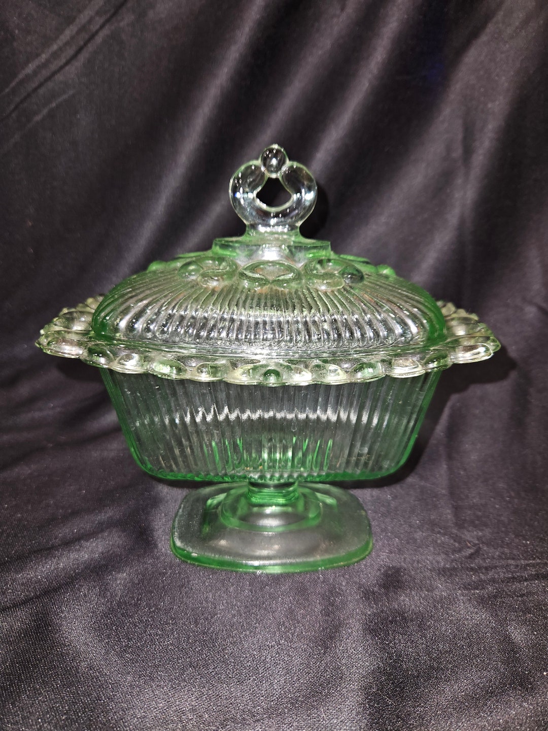 Indiana Glass Light Apple Green Lace Pattern Edge Candy Dish With Lid ...