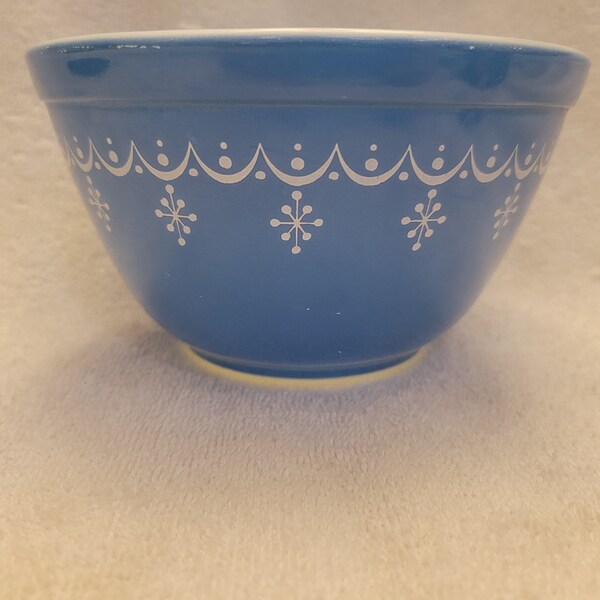 Pyrex Snowflake - Etsy