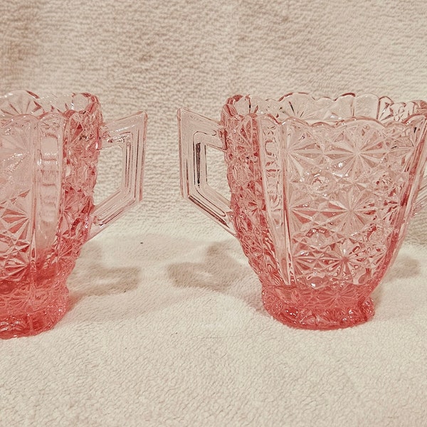 Daisy and Button - Etsy