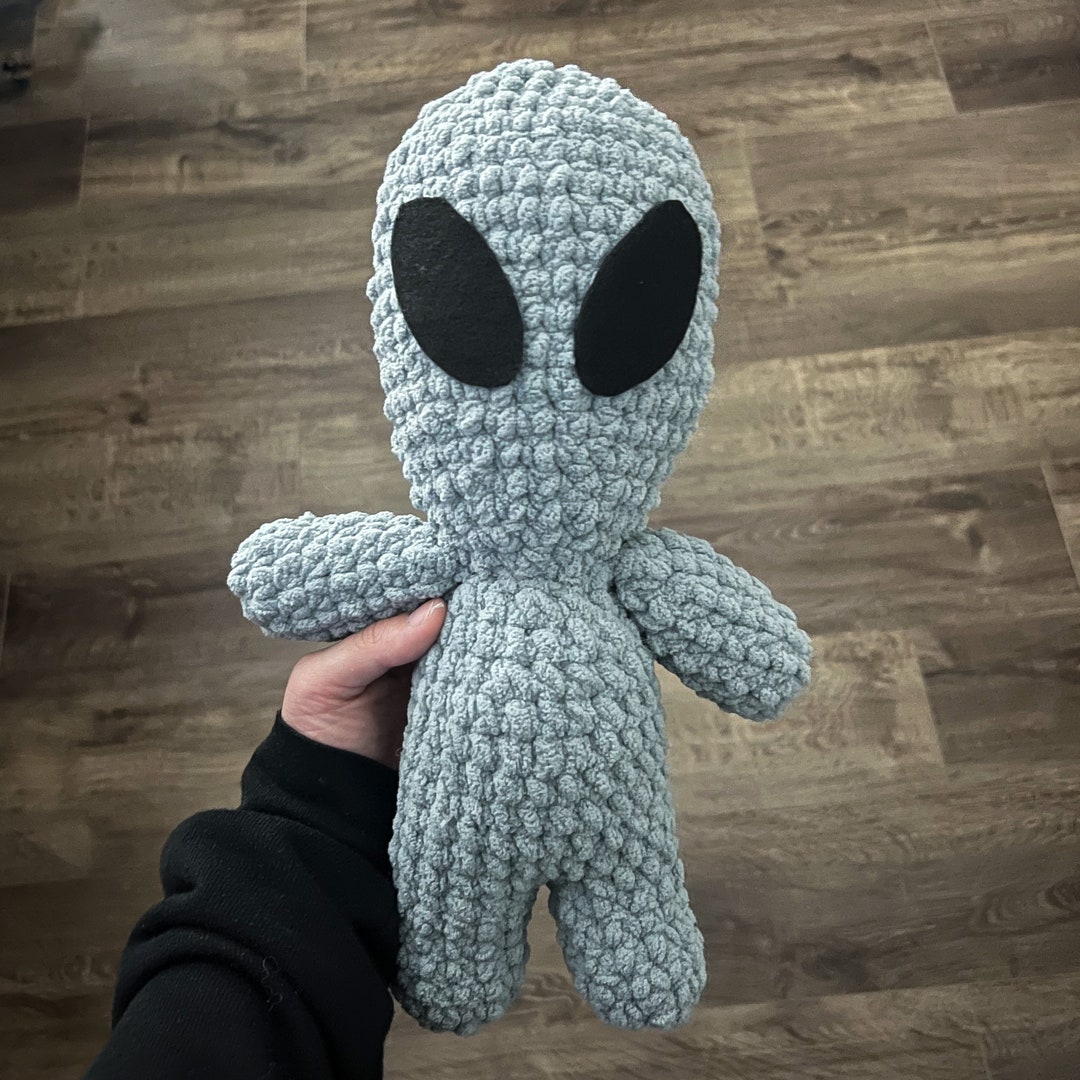 Alien Plushie - Etsy