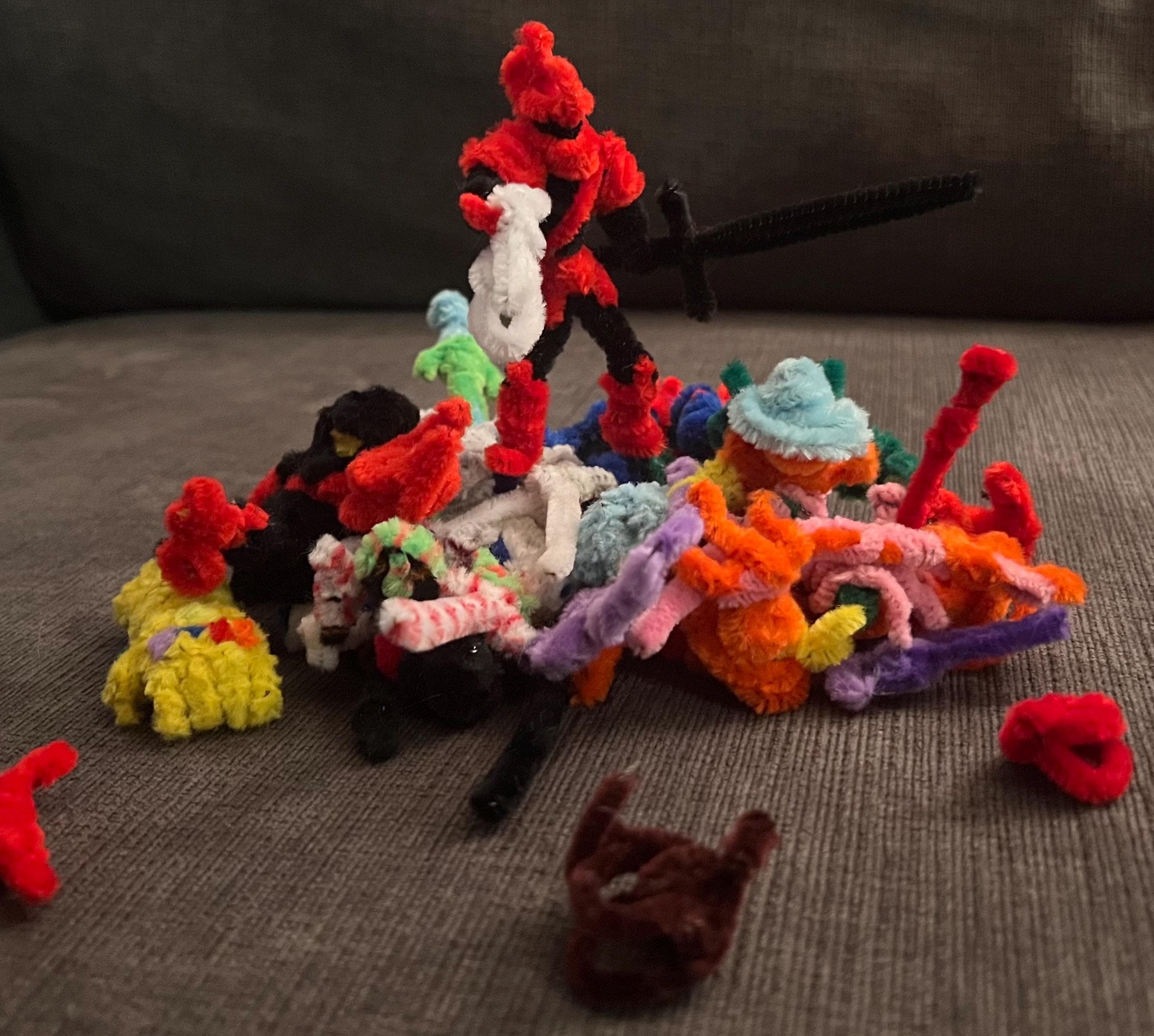 Pipe Cleaner Knight Figurine - Etsy