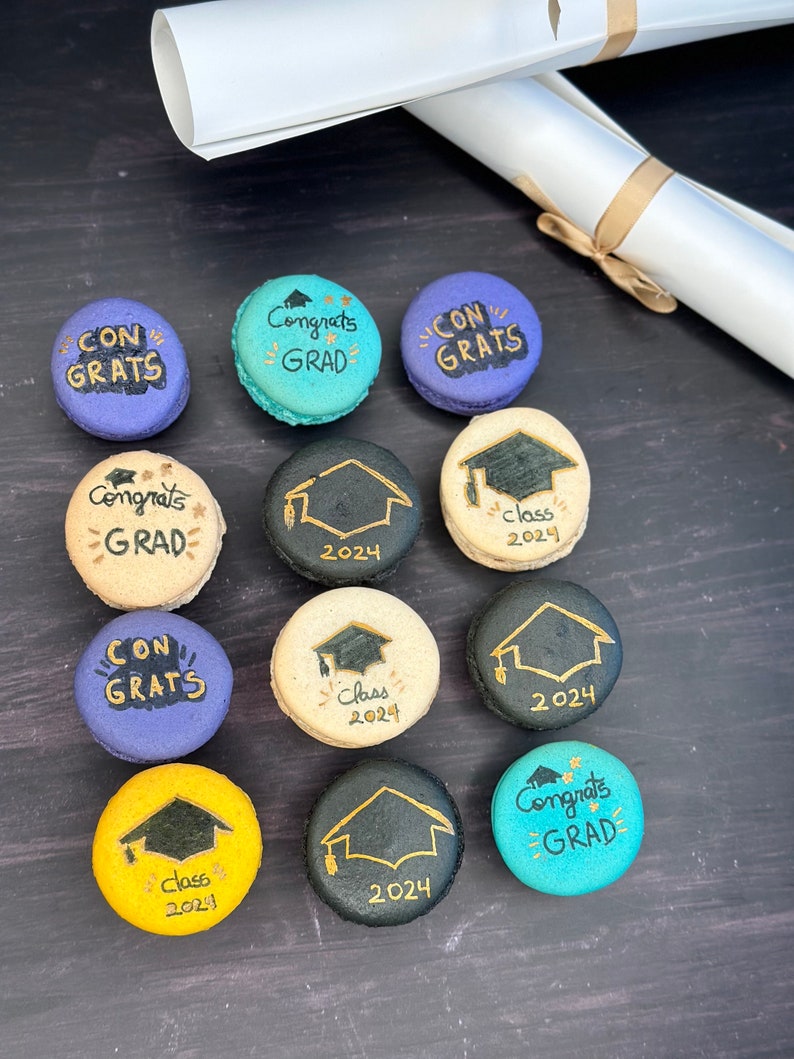 Hand Painted Graduation Theme Macarons Congrats Class of 2024 - Etsy