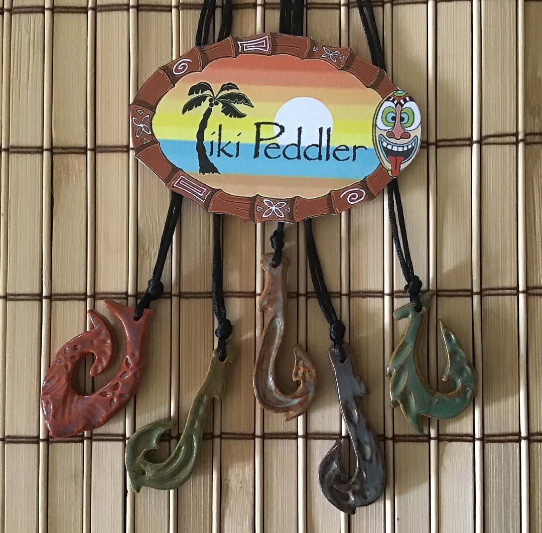 Maui Hook Tiki Pendants - Etsy