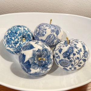 Chinoiserie Apple Style Decor, Blue and White Home Decor - Etsy