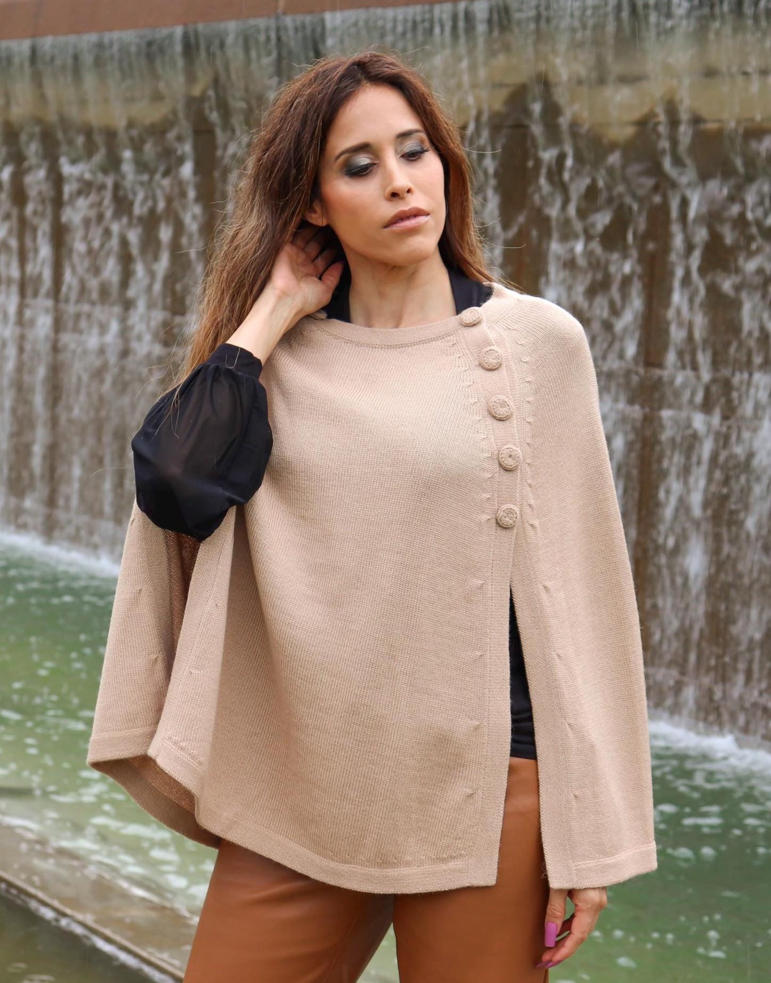 Knitted Cape in Baby Alpaca / Peruvian Alpaca Ponchos / Peruvian ...