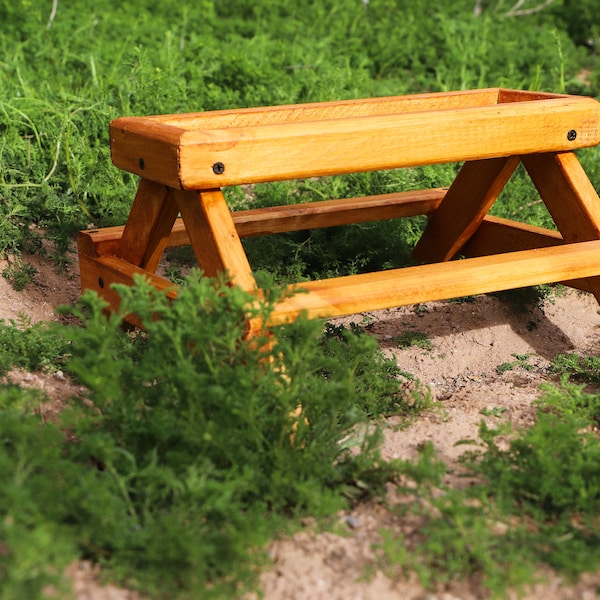 Chicknic Table - Etsy