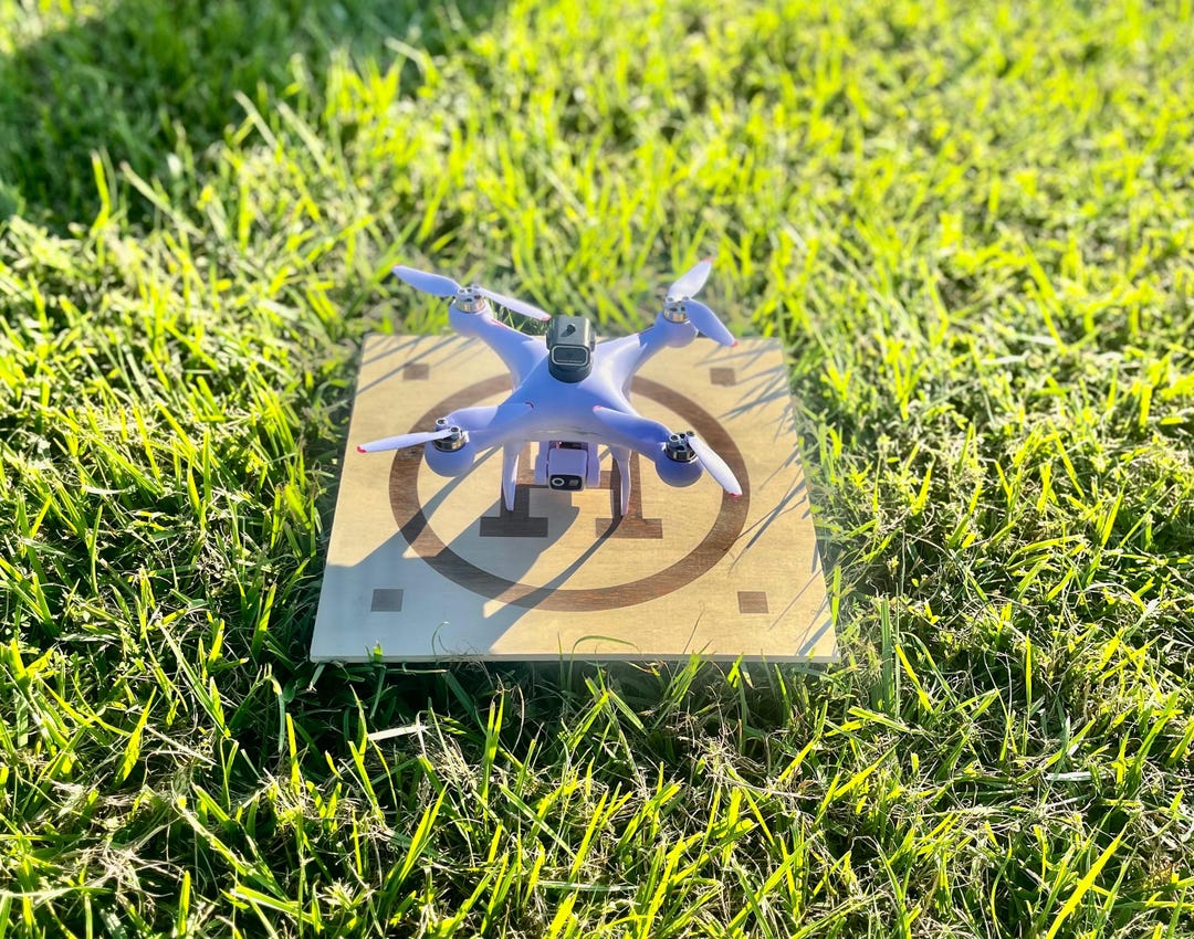 Drone Launch Pad. Landing Zone for Drone. Model Helicopter Landing Pad ...