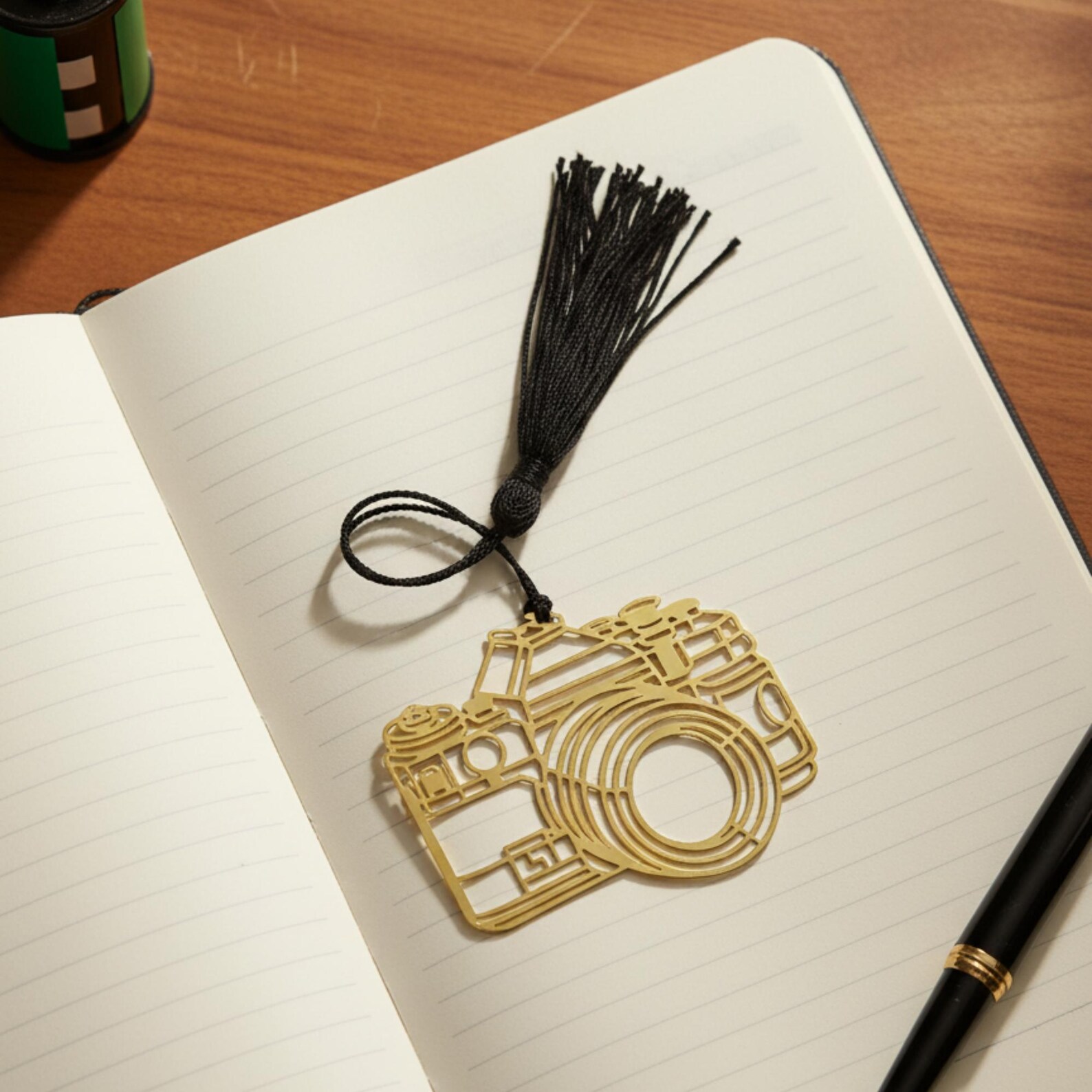 Handmade Brass DSLR Camera Bookmark: Gift for Photography Lovers - Etsy