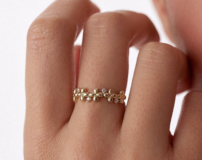 Daisy Eternity Ring, Sterling Silver Stacking Ring, Silver Daisy Ring ...
