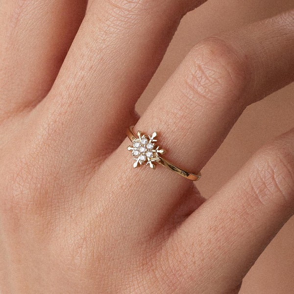 Snowflake Ring - Etsy
