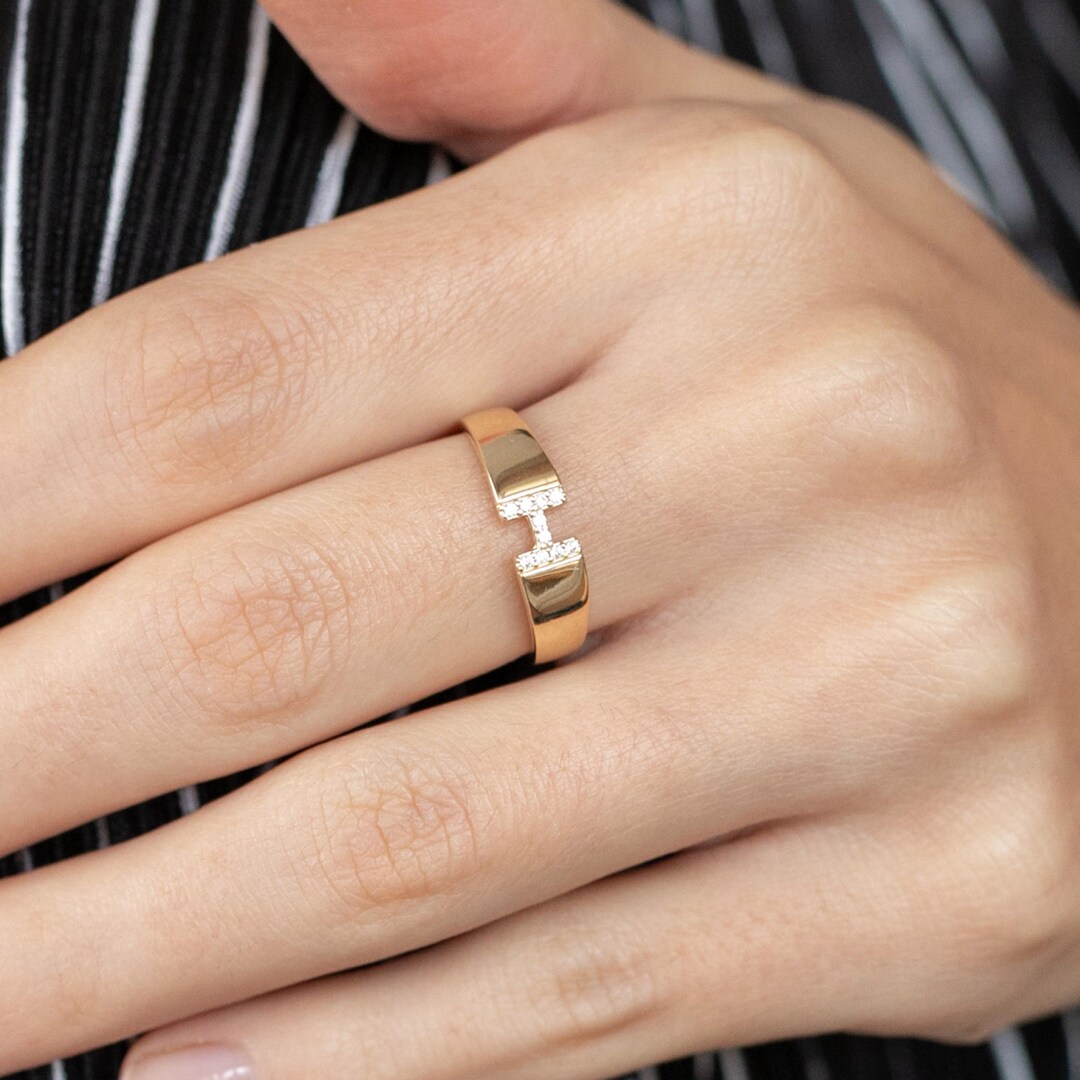 Personalized Gold 'H' Initial Ring With Stones - Customizable 10K, 14K ...