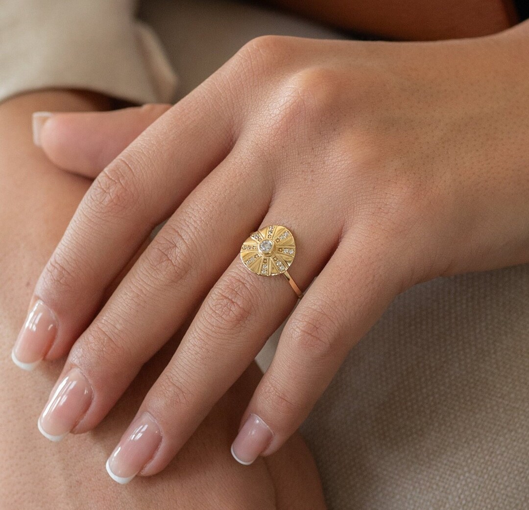 Round Vintage Women's Gold Ring, Round Gold Ring, 14K Gold Ring ...