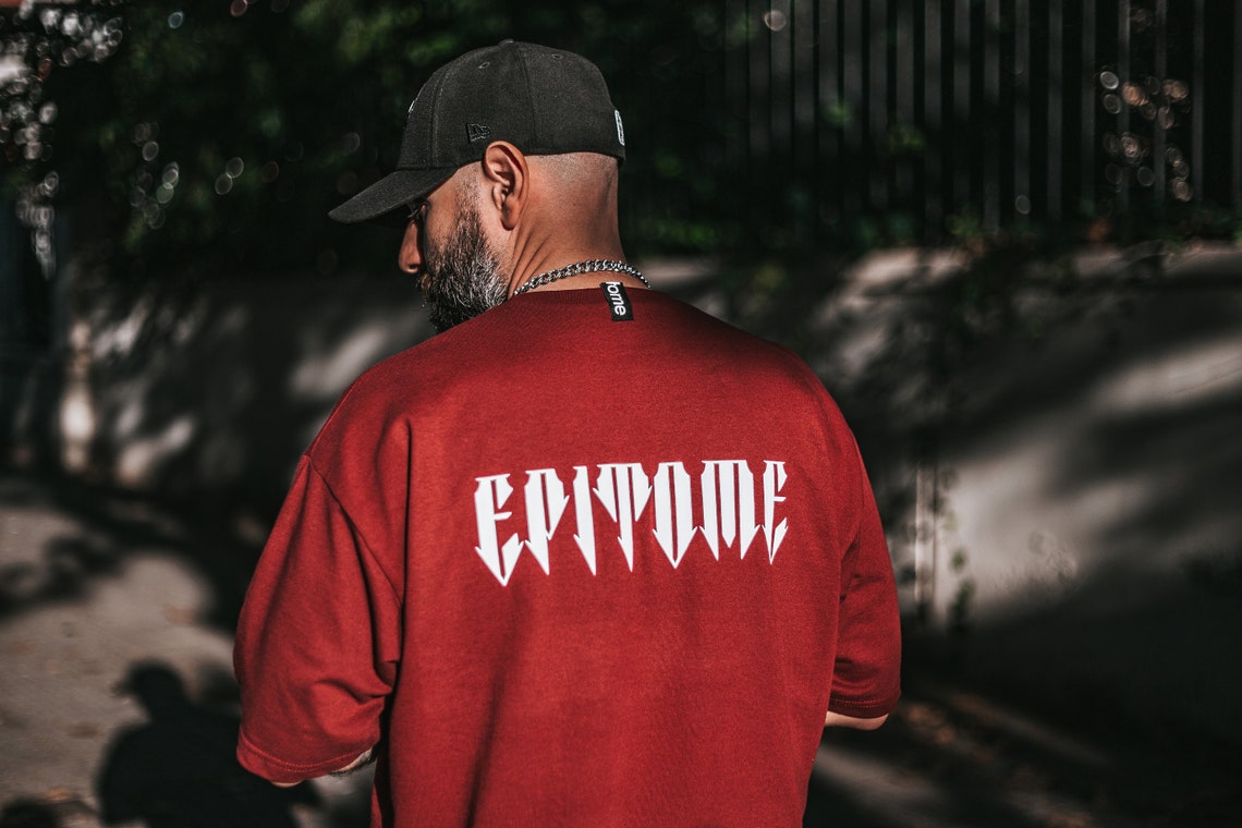 Oversized Premium Streetwear T-shirt Graphic Print metal - Etsy