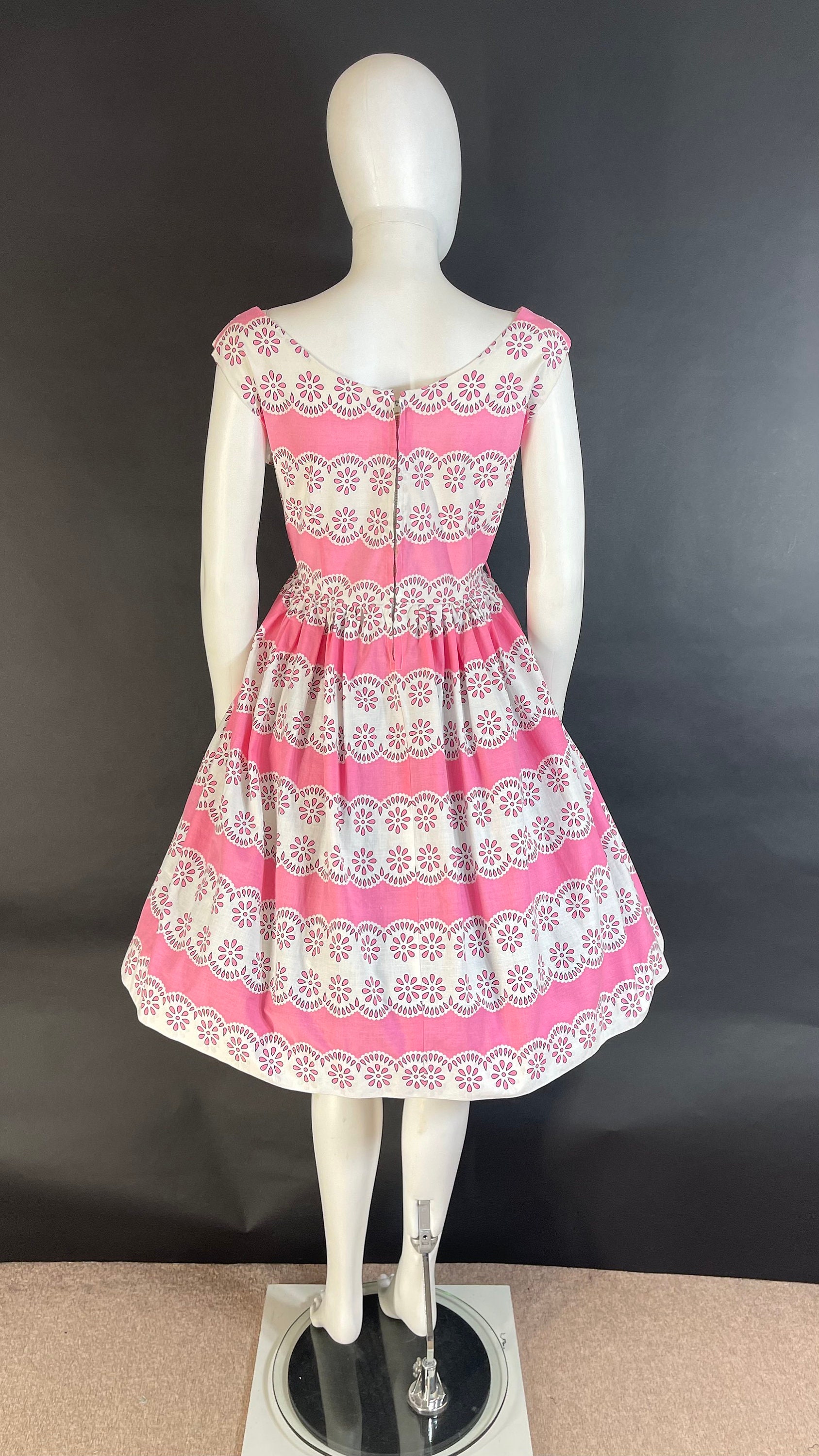 Beautiful 1950s Day Dress - Etsy