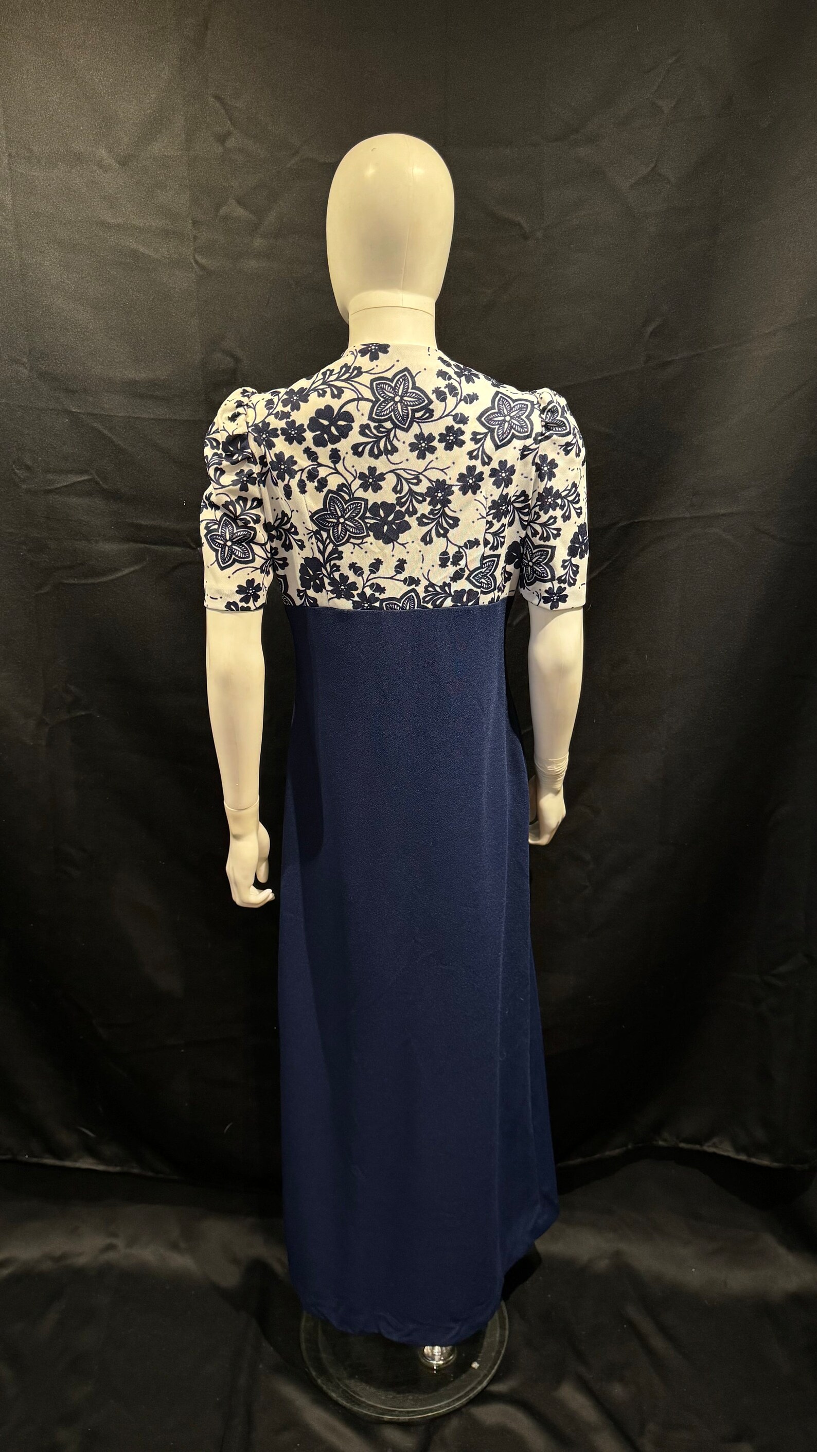 Fab Late 1960s Volup Maxi Dress - Etsy
