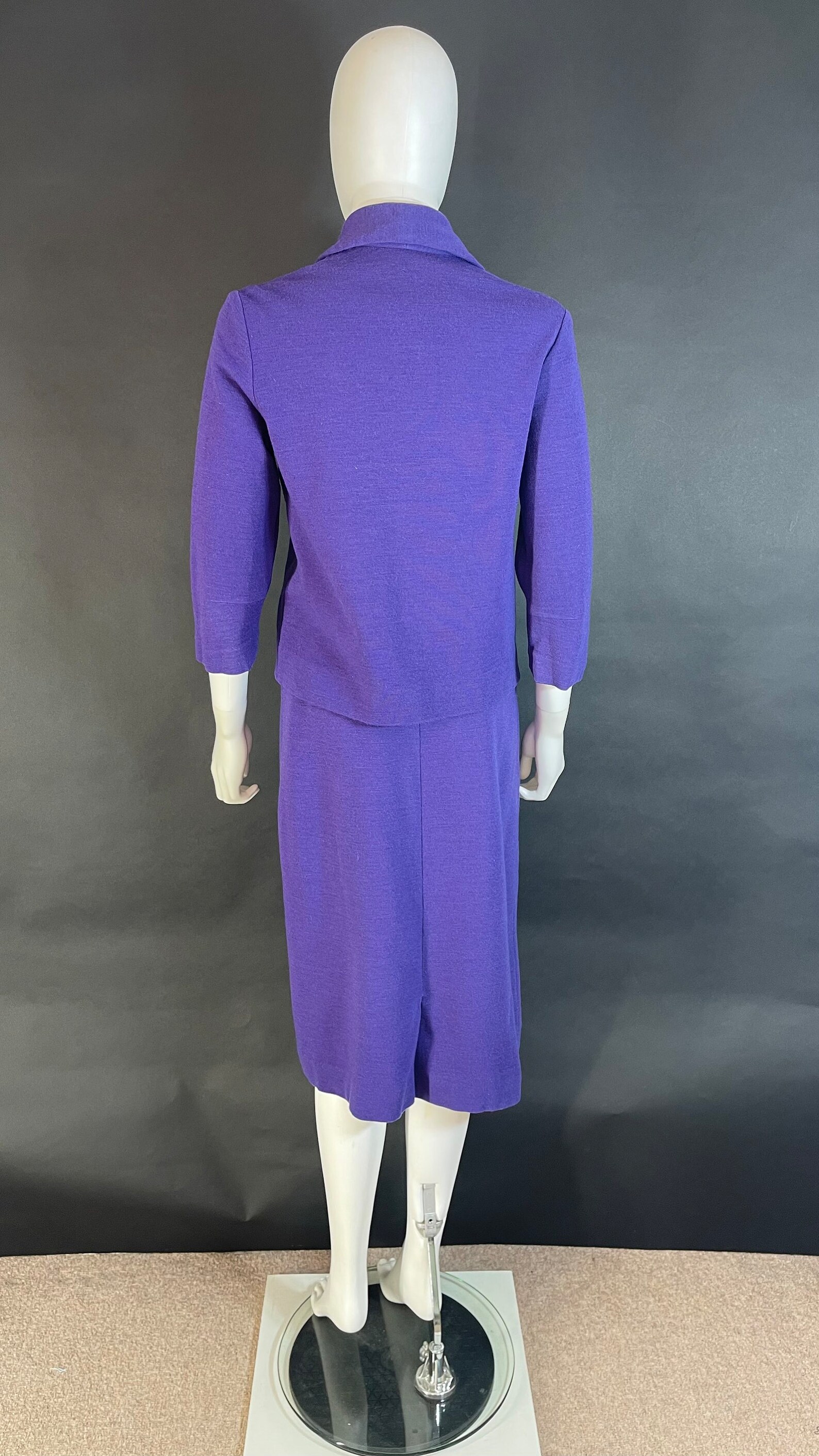 Gorgeous Late 1950s Knitted Suit - Etsy