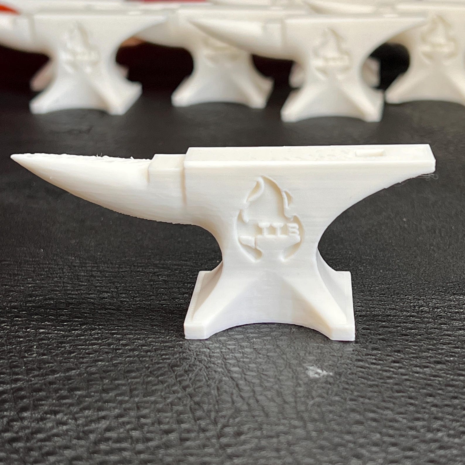 Mini Anvil – 3D Printed Blacksmith Desk Toy – Forge Prop for Kids ...