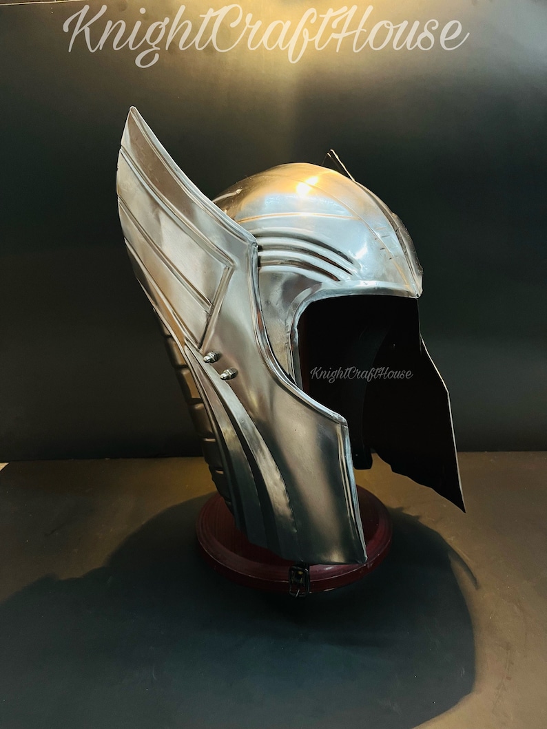 Mittelalterlicher Thor Ragnarok Helm: 18 Gauge Steel MCU Avengers ...