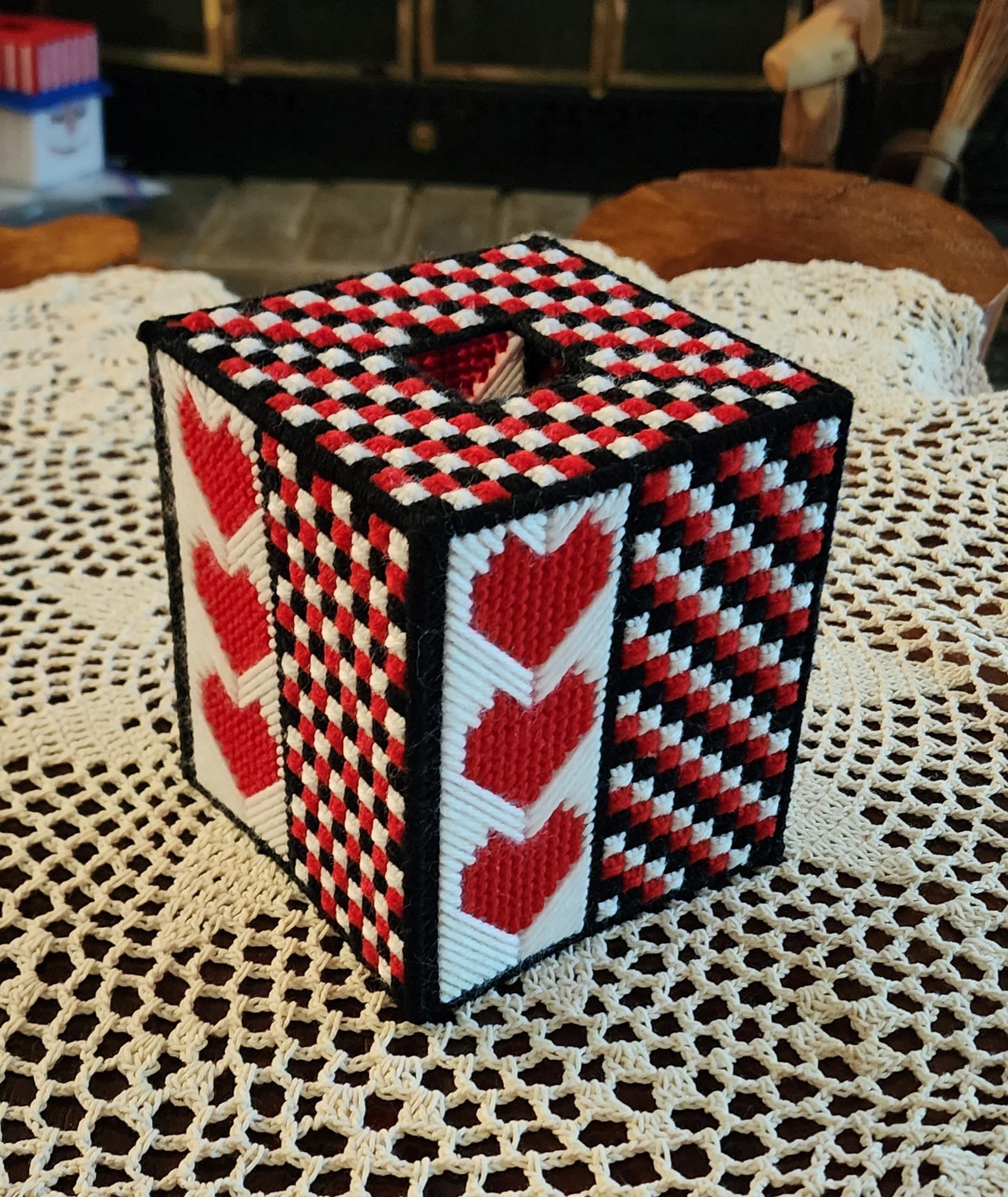 New Handmade Red Heart and Checkers Tissue Box Plastic Canvas Cover ...