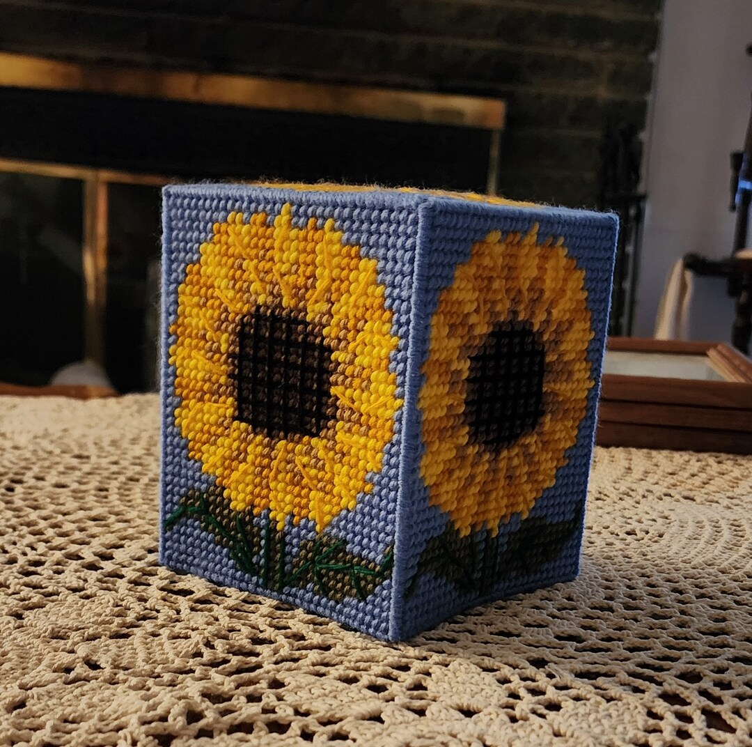 New Handmade Plastic Canvas Sun Flower Tissue Box Cover This Item is ...