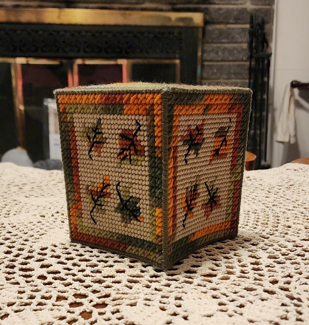 New Handmade Fall Leaves Plastic Canvas Tissue Box Cover this Item is ...