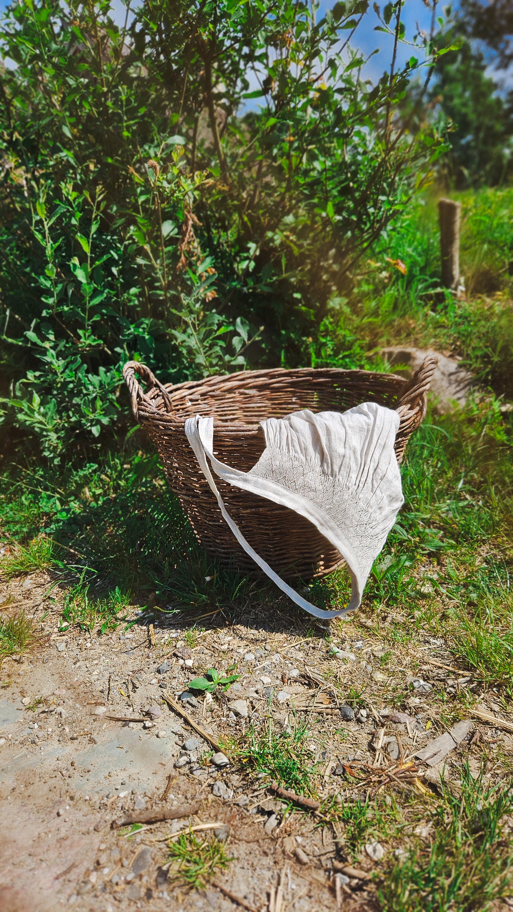 Smocked Honeycomb Apron, Medieval Style Linen Apron, Handsewn - Etsy