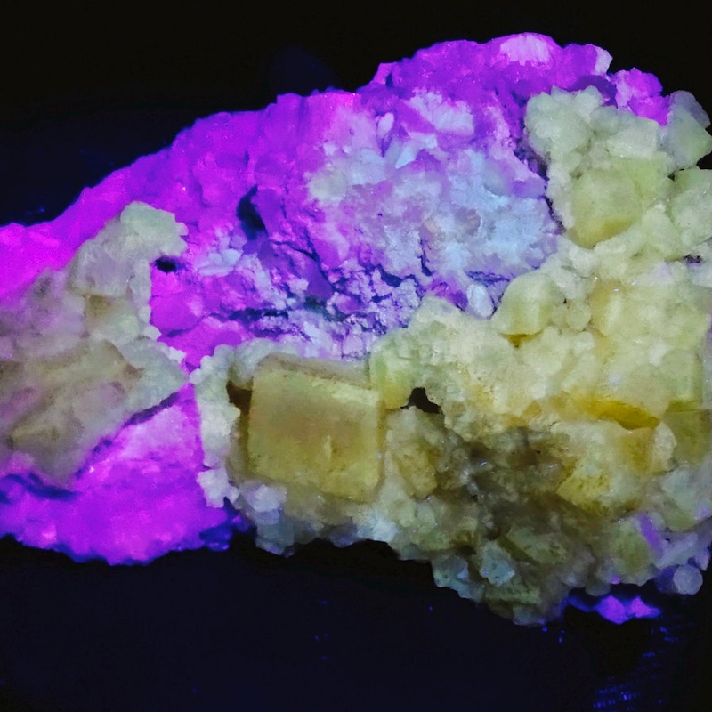 Calcite With Black Light - Etsy UK